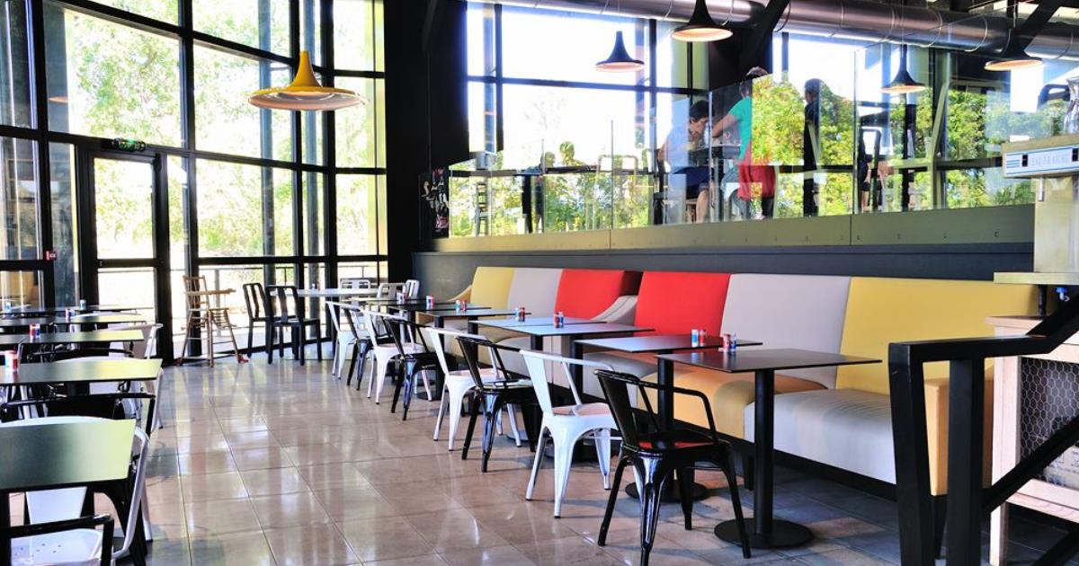 CAFETARIA MIDI PILE - AVIGNONET-LAURAGAIS - Restaurant - Cafeteria ...