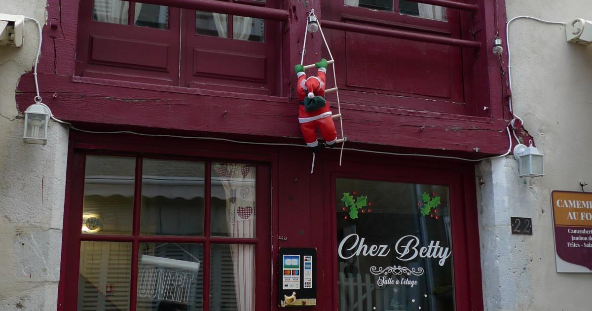 CHEZ BETTY - SAINT-BERTRAND-DE-COMMINGES - Snack, Restaurant, Tea Room ...